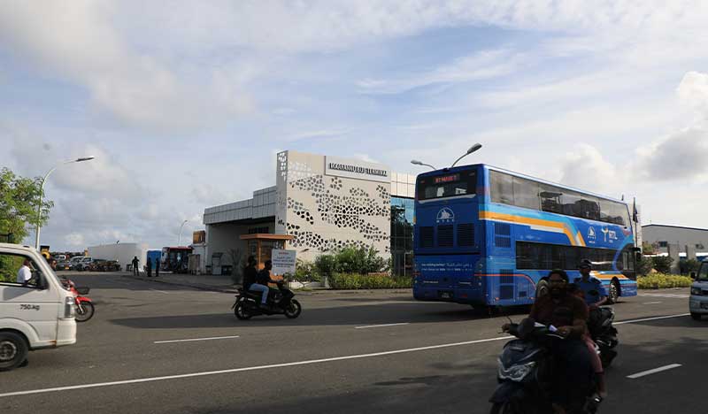 MTCC Expands Bus Stop Coverage in Hulhumale’ Phase One – MV+