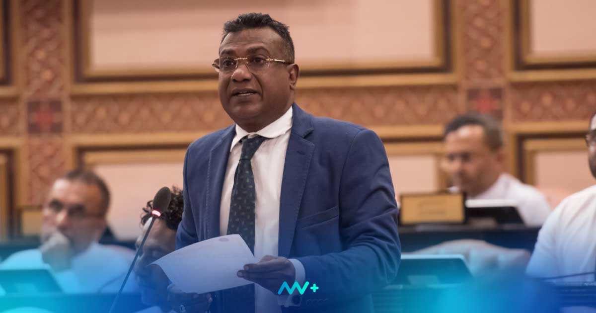 MDP Hands Over Jabir’s Ticket To Abdulla Naseer – MV+