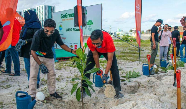 Clean Maldives and Dhiraagu Launch ‘GoGreen2024’ with Special Tree ...